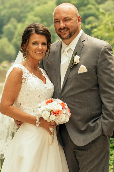 Metz – Bishop wedding | News, Sports, Jobs - Tribune Chronicle